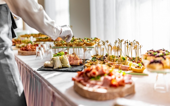 5 Steps to Elevate Your Corporate Event with Tailored Gourmet Menus